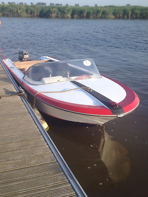 Broom Scorpio Speed Boat – Cheap Boats