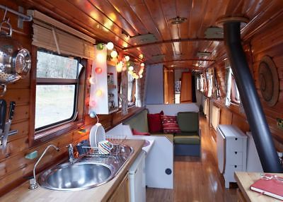 Houseboat To Rent Live On Manchester Narrowboat Holiday Hire Barge To ...