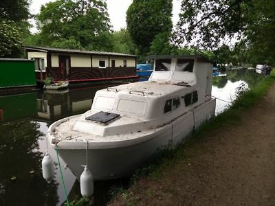 Norman 23 Grp Fibreglass Canal Boat River Cruiser With Mercury 6 Hp ...