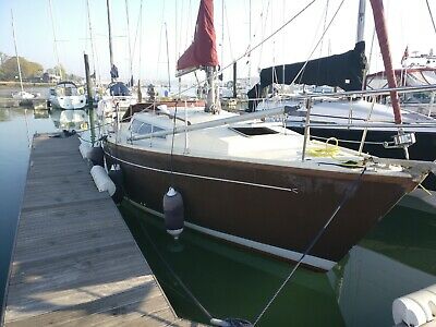 Cobra 850 Sailing Yacht – Cheap Boats