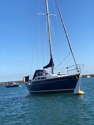Cobra 850 Fin Keel Sailing Yacht – Cheap Boats