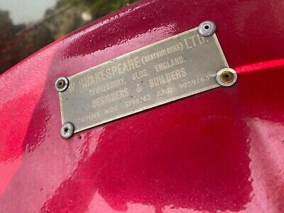Shakespeare Speedboat Including Trailer Ormskirk Red & White – Cheap Boats