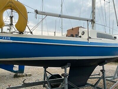 Hunter Europa Sailing Boat – Cheap Boats