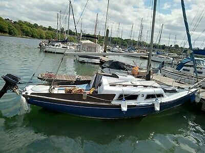1979 Corribee Sailing Yacht & Outboard – Cheap Boats