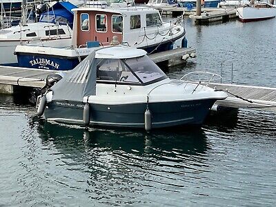 Spectrum 480p Pilot House Fishing/day Boat – Cheap Boats