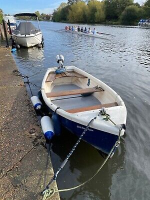 Fishing Boat (and Electric Outboard Motor Epropulsion Spirit 1.0 ...