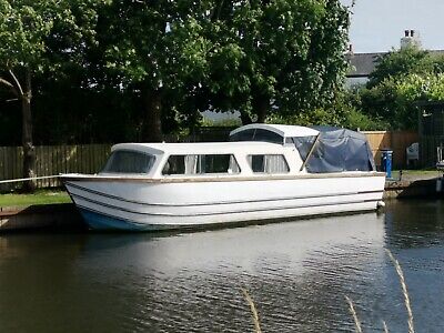 No Reserve Dawncraft 27ft Canal Boat Cruiser, Ideal Weekend Or ...