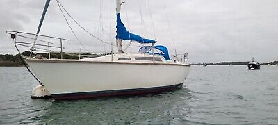 Cobra 850 Twin Keel Sailing Yacht – Cheap Boats