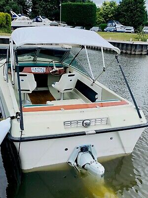 Coronet 17 Day / Speed Boat / Fishing Boat – No Reserve – Cheap Boats