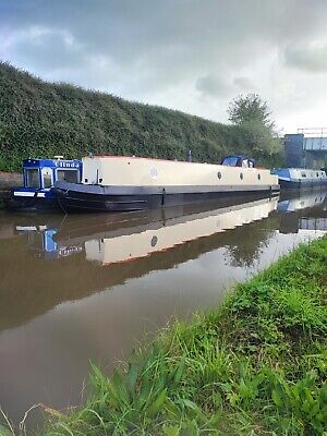 The Henry Reid – 57′ Wrap Around Bow Narrowboat – Cheap Boats